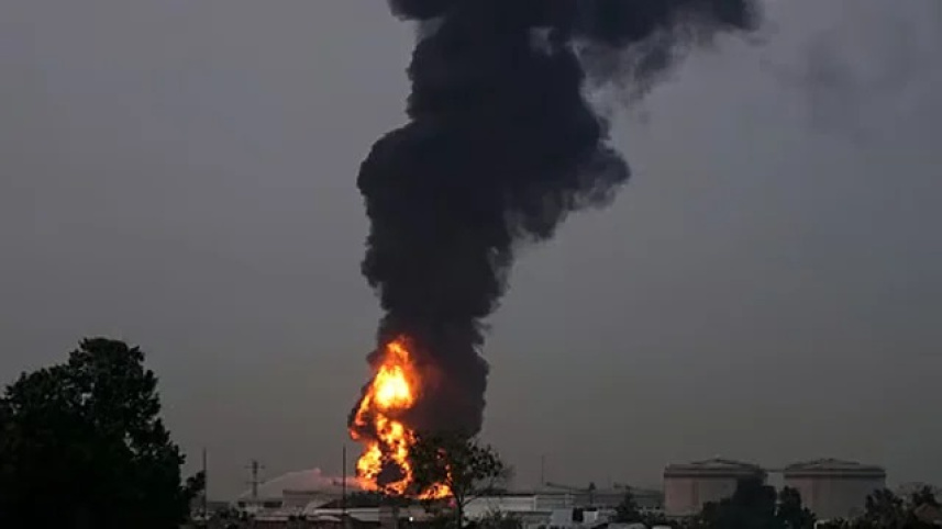 Fire at Kuwait airport after drones hit fuel tank: aviation agency ...
